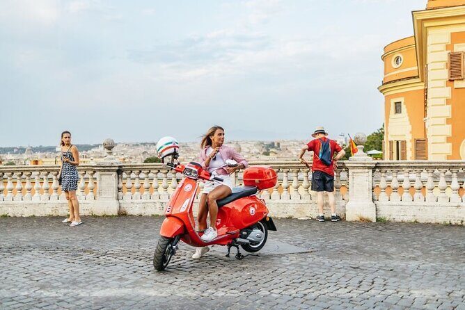Rome Vespa 125cc Daily Rental - An Authentic Way to Discover Rome