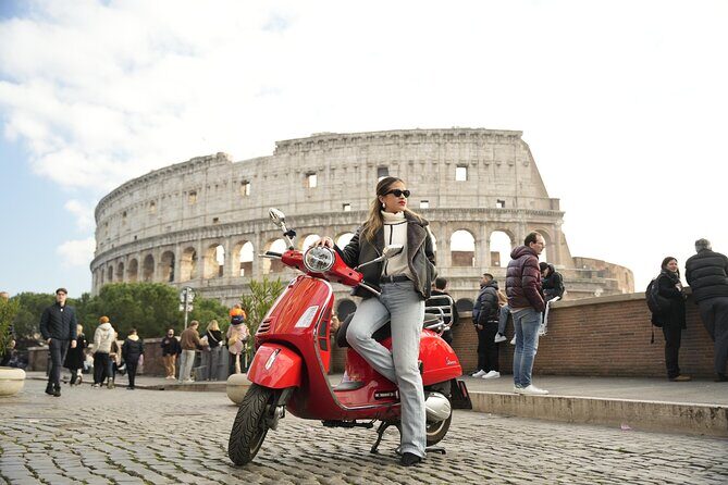 Rome: Vespa Tour with Professional Photoshoot - Key Points