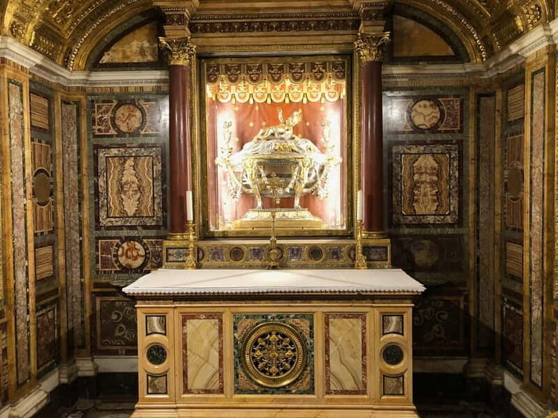 Rome: Via Crucis Pilgrim 3-4 Hour Walking Tour - Key Points