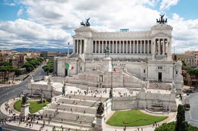 Rome: Vittoriano with Rooftop & Palazzo Venezia Hosted Entry - Exploring the Vittoriano: Why It’s Worth Visiting