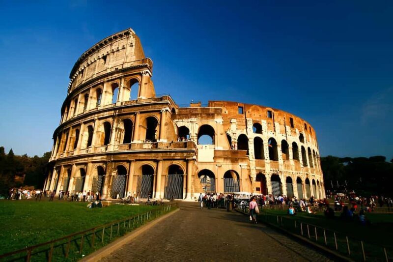 Rome: Walking Tour with Coffee, Trevi Fountain, & Forum - An Authentic Roman Introduction: What to Expect