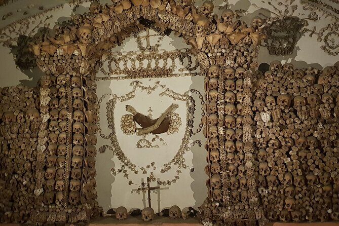 Romes Bone Chapel & Catacombs: Skulls, Crypts & City Ride - A Closer Look at the Itinerary and What to Expect