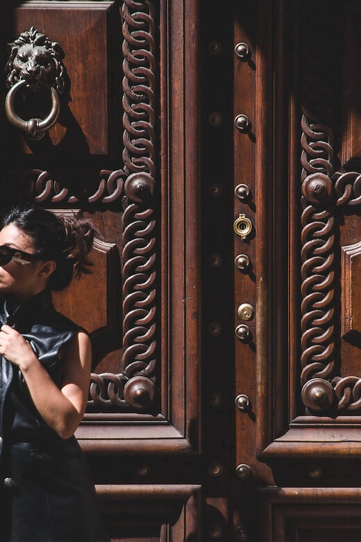 Rome's Eternal Charm, Captivating Photoshoot Experience - Authentic Photos, Delivered in Style