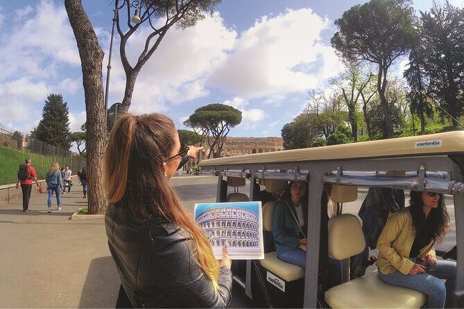 Romes Top Highlights by Luxury Golf Cart - A Deep Dive into the Experience