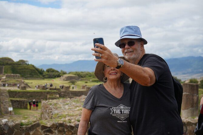 Roots of Oaxaca: Monte Albán and ancient art. - A detailed look at the tour experience