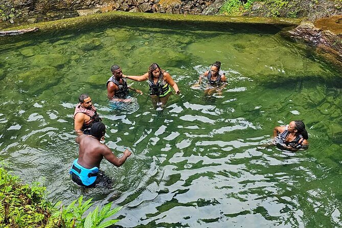 Roseau Valley to Champagne Beach Tour Experience - Exploring Dominica’s Natural Wonders: What to Expect