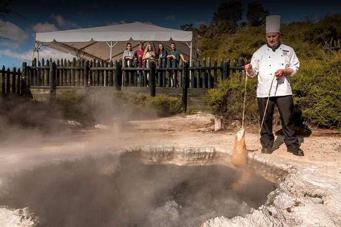 Rotorua and Waitomo - Why This Tour Works for Travelers