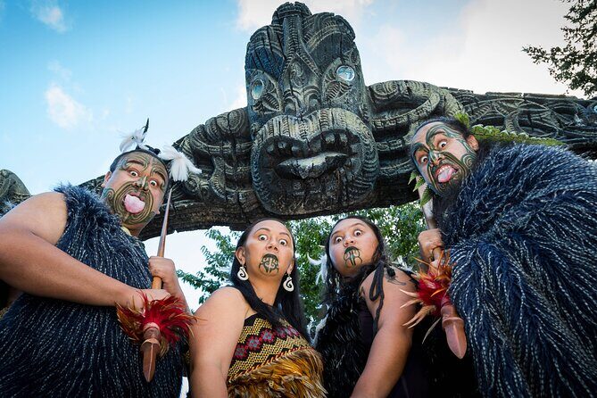 Rotorua Cultural & Geothermal Small Group Tour From Auckland - From Auckland to Rotorua: The Journey Starts
