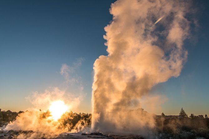 Rotorua Eco Cultural full day tour (Wai o Tapu, Waimangu,Te puia) - Introduction