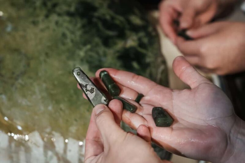 Rotorua: Jade Carving Experience at a Local Studio - Who Should Consider This Tour?