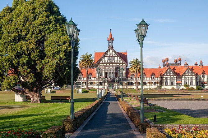 Rotorua Tour from Auckland with buffet Lunch at Skyline Summit - An In-Depth Look at the Itinerary