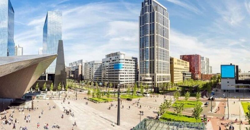 Rotterdam : Highlights Private Bike Tour - Starting Point: Weena 705—Your Journey Begins