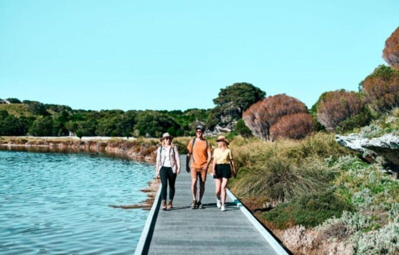 Rottnest Island: Lakes & Bays Guided 12km Hike - Relaxing at the Bays and Beaches