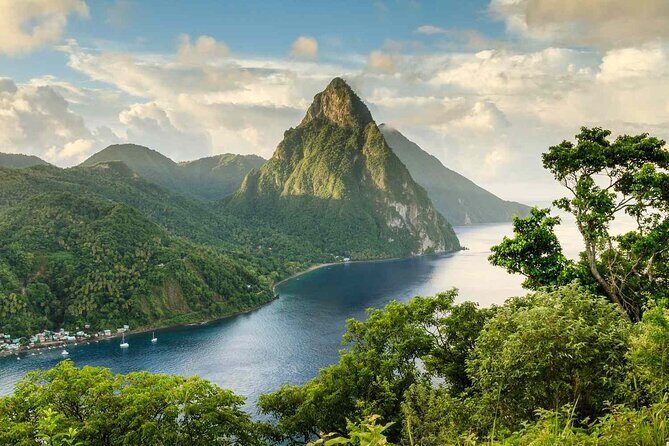 Round the Island Tour Explore St. Lucia Highlights - Key Points