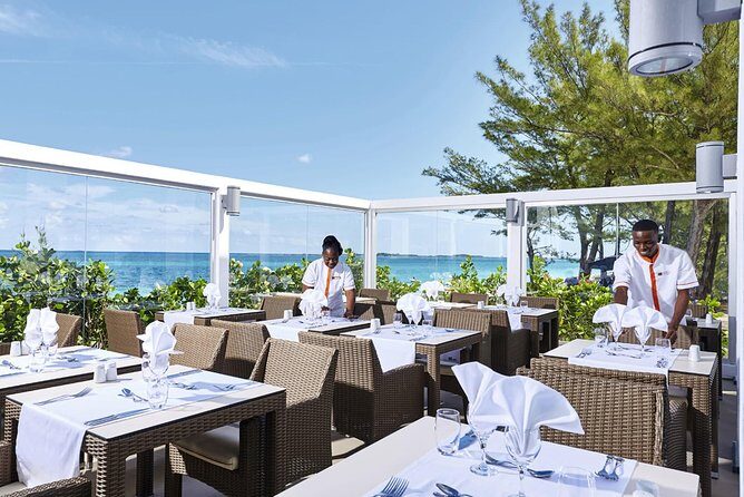 Round trip Airport (LPIA) to Atlantis, Comfort Suites, Warrick, Harbourside, RIU - Why Choose This Transfer Service?