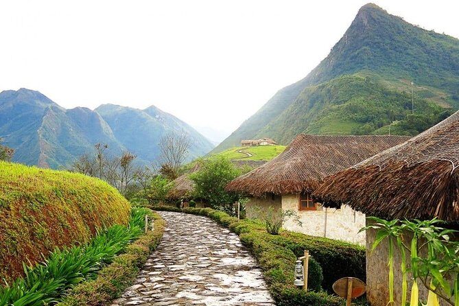 Round - Trip Hanoi - Sapa - Hanoi Private Vehicle Charter - The Sum Up
