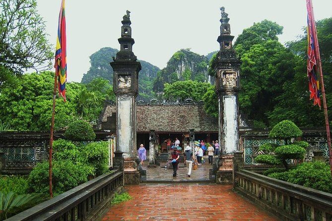 Round-Trip Hanoi to Ninh Binh Private Vehicle Charter - Cost and Value: Is It Worth It?