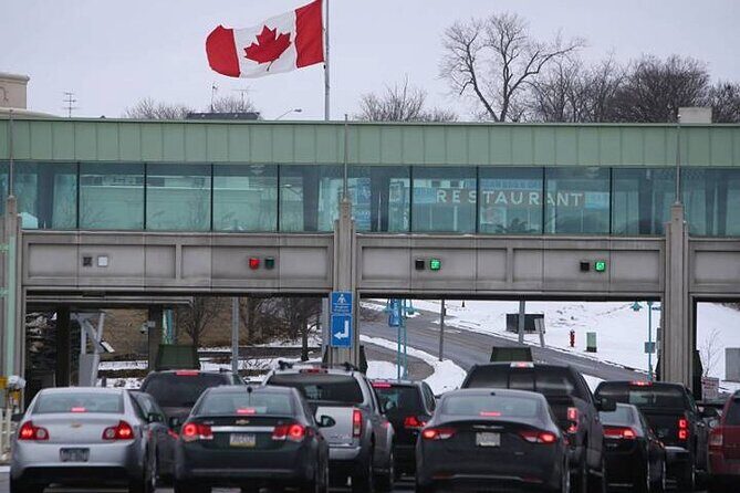 Round-Trip Private-Safe Transfer Between Buffalo Airport & Niagara Falls Canada - The Vehicle and Comfort Level