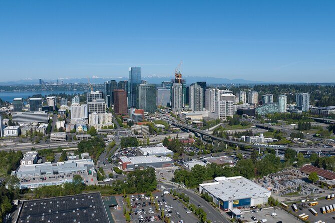 Round Trip Private Transfer SEA Airport to Seattle City Bellevue - FAQ