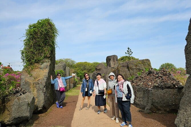 Round Trip Private Transport to Jeju Stone Park - A Practical Guide to Your Jeju Stone Park Visit