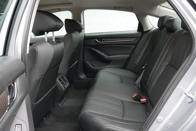Round Trip Transfer from Madrid Airport MAD to Madrid by Sedan - Logistics and Practical Considerations