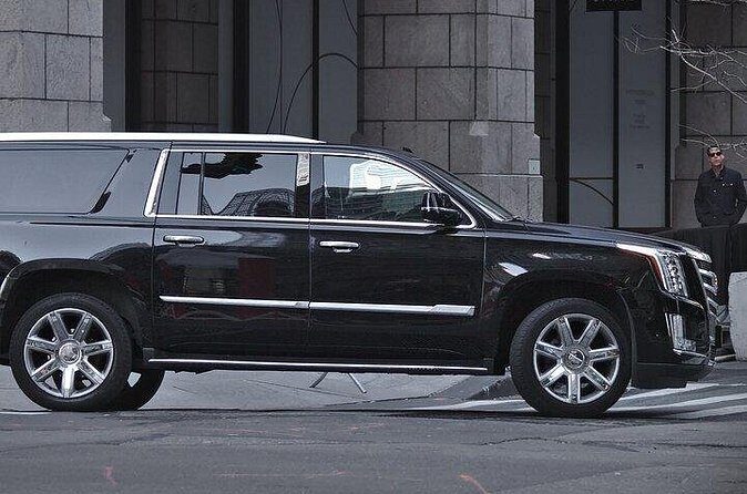 Roundtrip Private Shopping Transfer to Woodbury or Jersey Gardens - Key Points