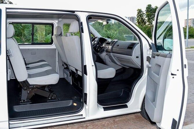 ROUNDTRIP Private Transfer Cancun -Tulum/Akumal /Hilton 1-8 pax - Comfort and Convenience