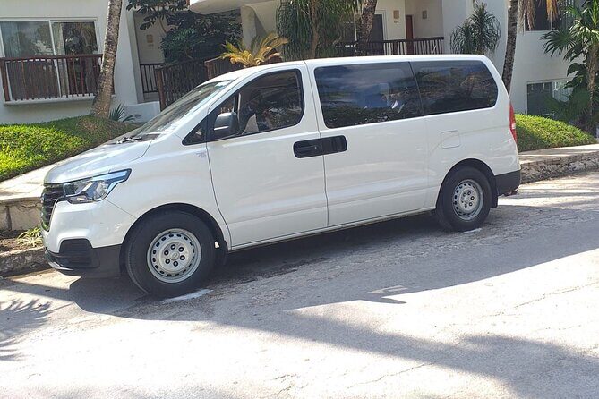 Roundtrip Private Transfer from Cancun Airport to Costa Mujeres - An In-Depth Look at This Transfer Experience