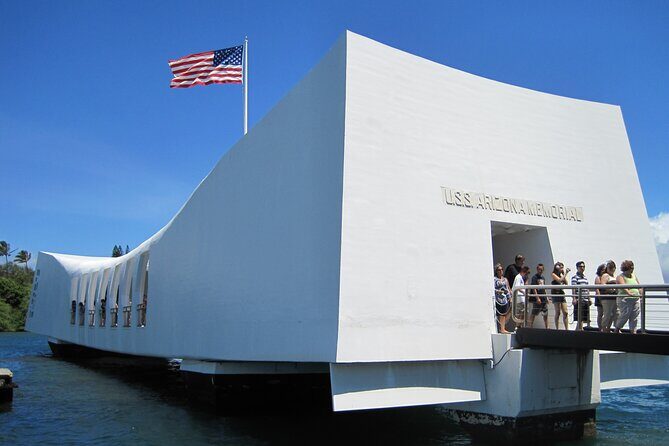 Roundtrip Shuttle from Waikiki-Pearl Harbor National Memorial - Our Honest Take on the Waikiki-Pearl Harbor Shuttle Experience