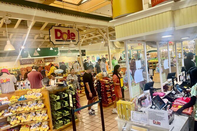Roundtrip Shuttle From Waikiki to Dole Plantation & Haleiwa Town - FAQs