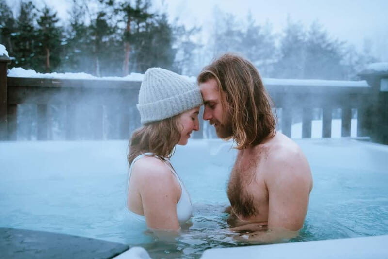 Rovaniemi: Arctic Snow Hotel Tour and Snow Sauna Experience - Key Points