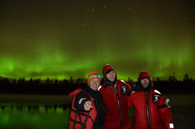 Rovaniemi: Aurora Borealis Autumn Lake Floating Experience - Key Points