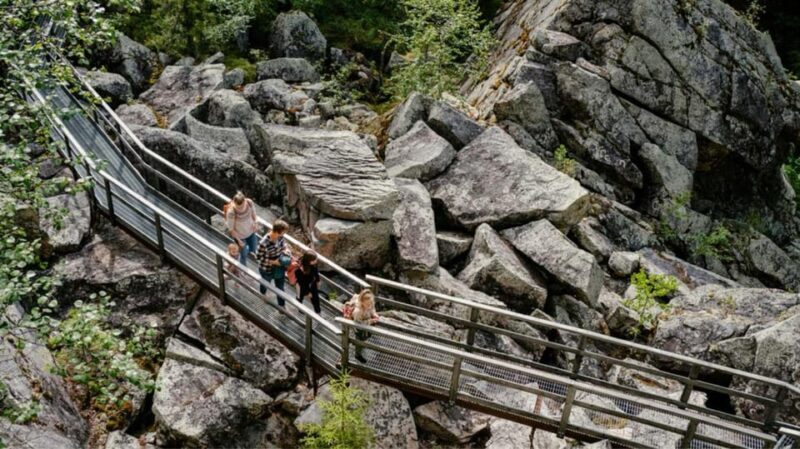 Rovaniemi: Auttiköngäs Waterfalls Hike Tour & Barbeque - A Natural Adventure in the Heart of Lapland