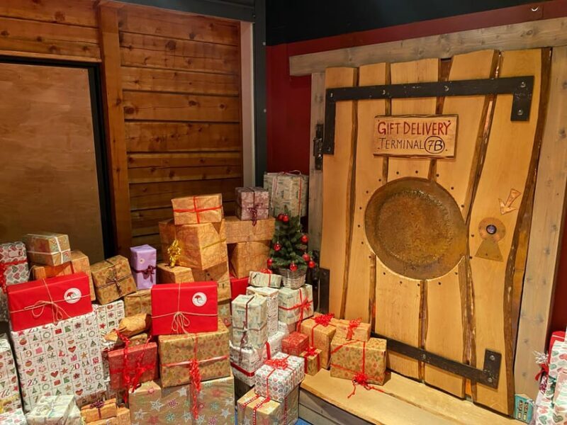 Rovaniemi: Guided Tour of Santa Claus Village with Pickup - Key Points