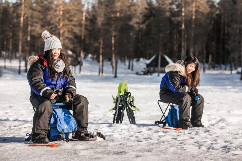 Rovaniemi: Ice Fishing Experience - The Campfire and Food