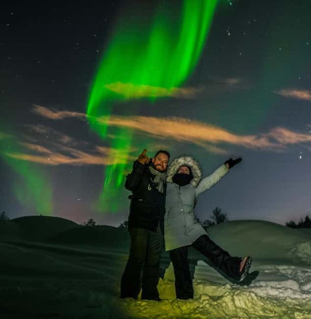 Rovaniemi: Northern Lights Hunt & Photography Experience - A Cozy, Authentic Arctic Adventure