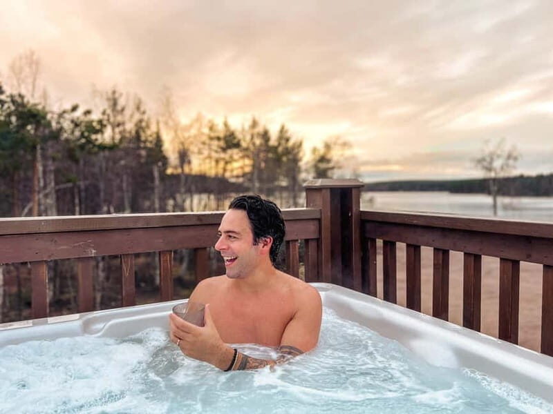 Rovaniemi: Private sauna & outdoor jacuzzi, dinner in Kota - The Lapland-Inspired Dinner: A Flavourful Finish