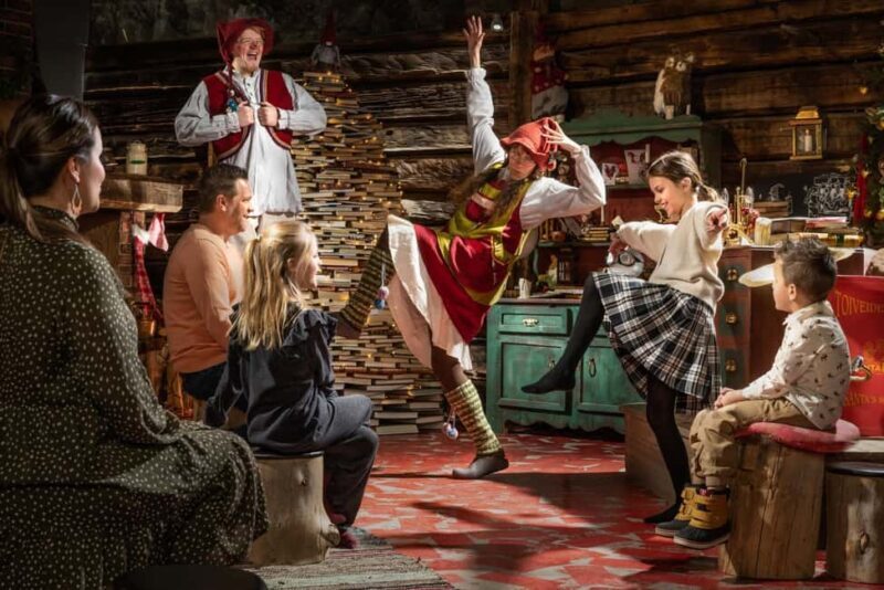 Rovaniemi: Santa Park Visit with transfer from your hotel - The Feel and Atmosphere