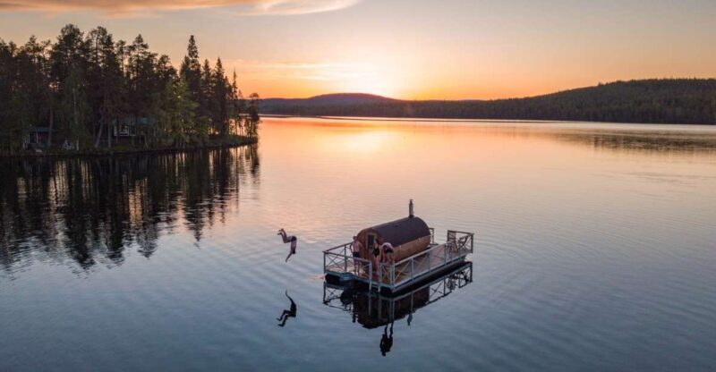 Rovaniemi: Sauna Boat Scenic Lake Cruise - The Authentic Finnish Touch