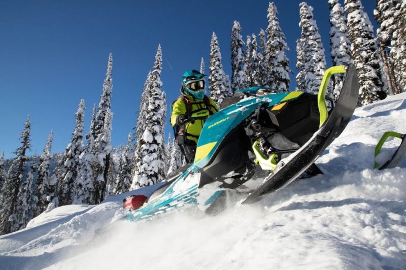 Rovaniemi: Snowmobile Safari Adventure - Equipment, Guides, and Safety