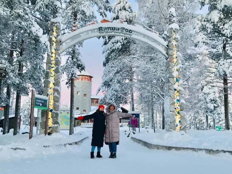 Rovaniemi: Trip to Ranua Zoo with Tickets - Arriving at Ranua Zoo