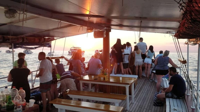 Rovinj: Fish picnic with sunset and dolphin watching - Rovinj: Fish Picnic with Sunset and Dolphin Watching — A Detailed Look