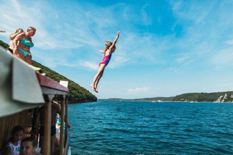 Rovinj half-day cruise: swim stops, drinks & brunch included - Authentic Experiences and Guest Perspectives