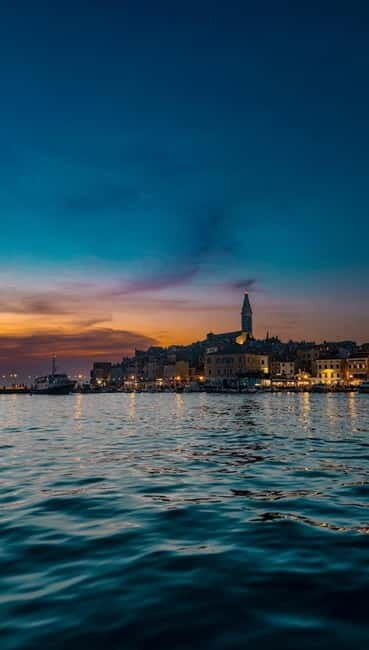 Rovinj: Luxury Old Town Night Cruise with Drinks - Why You’ll Love This Night Cruise