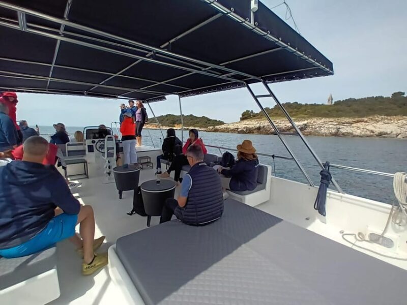 Rovinj: Private tours with catamaran - FAQ