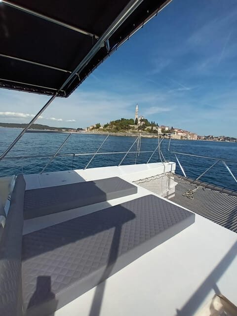 Rovinj: Sunset & dolphin group tours with Catamaran - FAQ