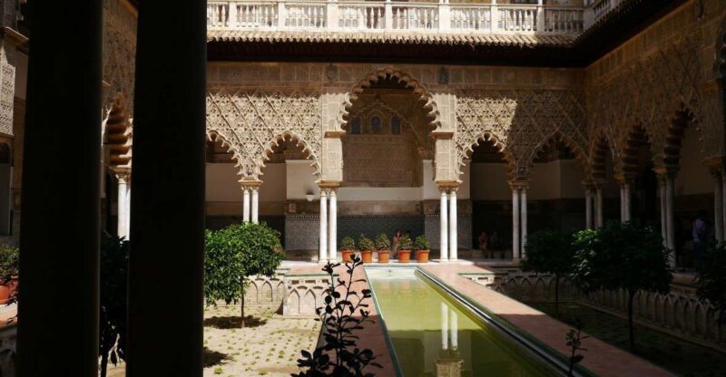 Royal Alcázar of Seville Skip-the-Line Guided Tour - A Closer Look at the Alcázar Guided Tour