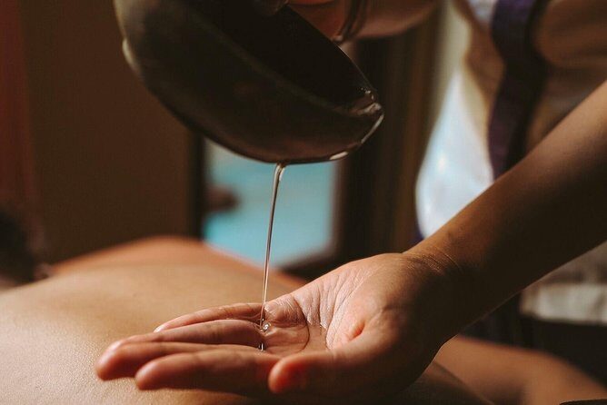 Royal Detox Body Scrub - Why Choose This Spa Experience?