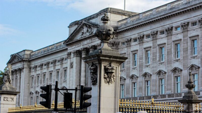 Royal London: from Tudors & Stuarts to Windsors Walking Tour - Discovering London’s Royal Heritage