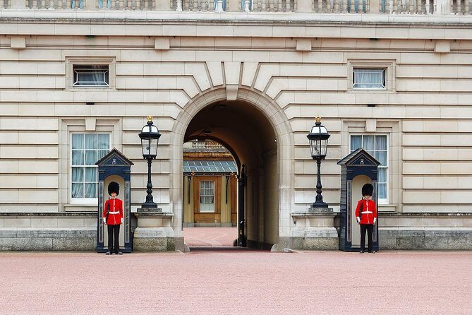 Royal London Guided Sightseeing Tour and Thames River Cruise - Starting Point and Transportation